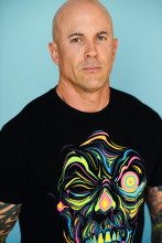 I Help Men Build Muscle and Start Living Bigger Lives